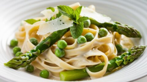 Gordon Ramsay’s Chicken Liver Pâté – A Gourmet Spread